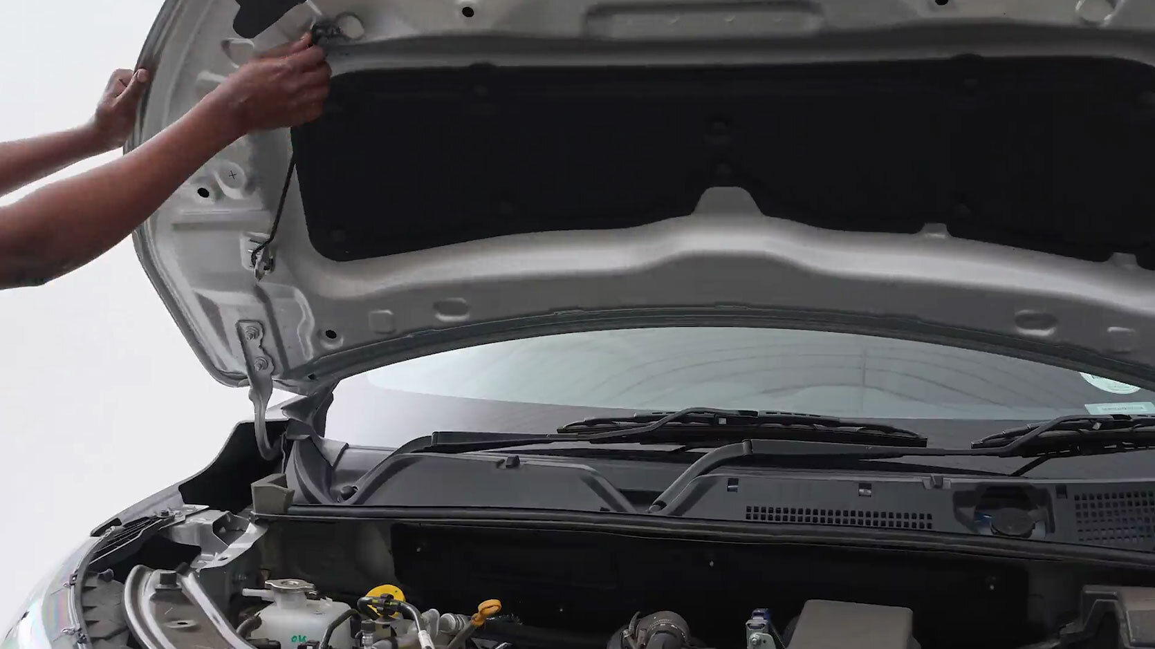 INSTRUCTIONAL REFERENCE VIDEOS - NISSAN MAGNITE | NISSAN South Africa